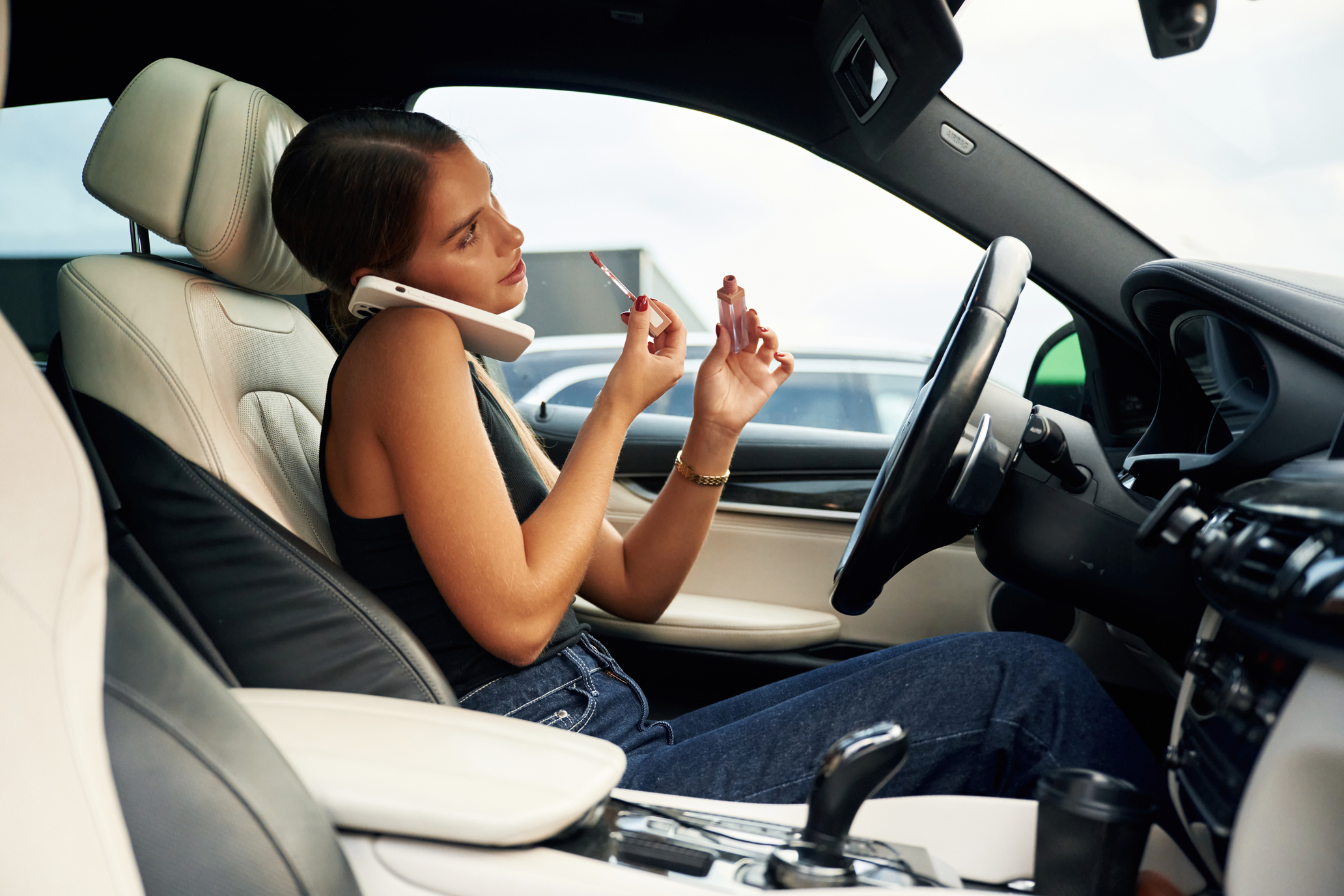 St. Louis Distracted Driving Lawyers | Cantor Injury Law